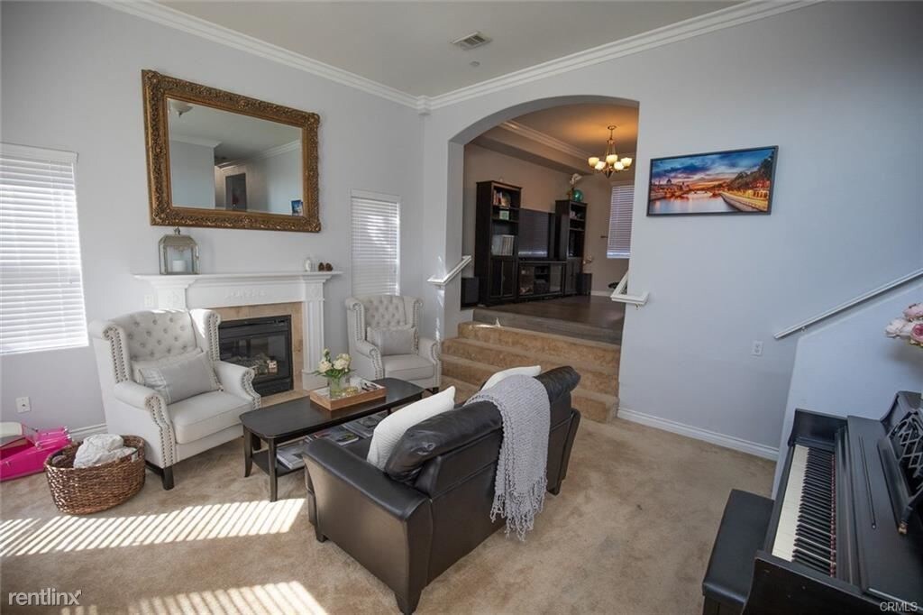 11474 Eldridge Ave, Los Angeles, CA 91342 - House Rental in Los Angeles ...