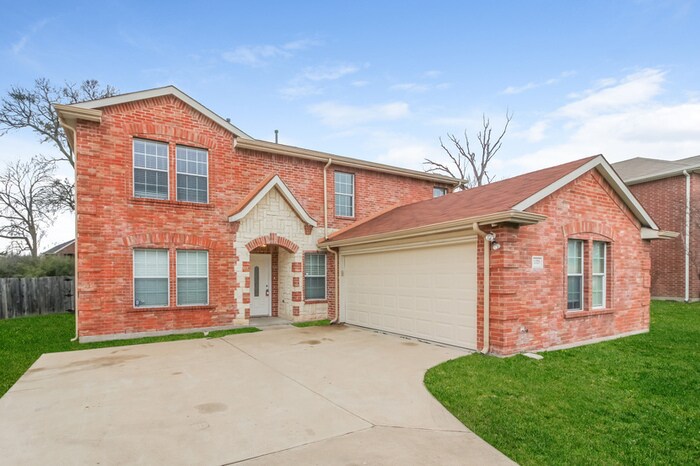 1325 Forest Creek, DeSoto, TX 75115 - House Rental in DeSoto, TX ...