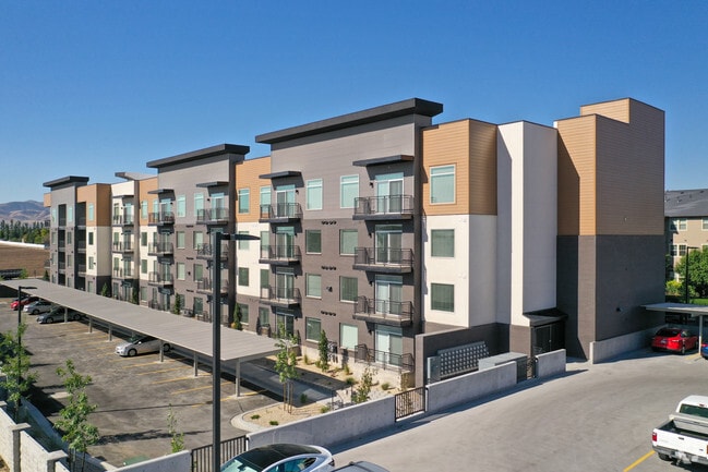 The South District Apartments for Rent with Hardwood Floors - South ...