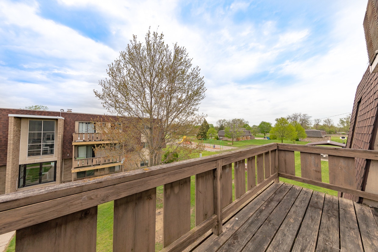 Foxborough Commons - 2613 Pioneer Trl Sandusky, OH 44870 | Apartments.com