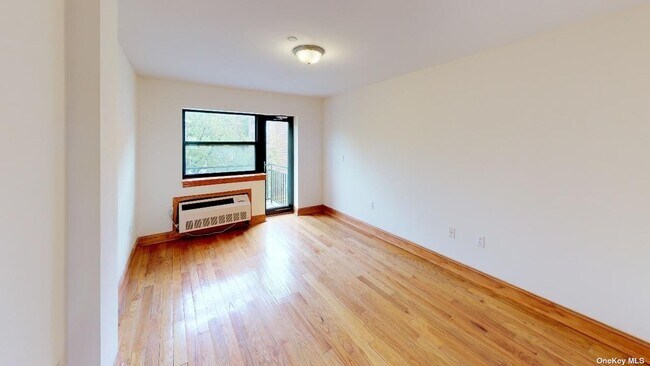 135-23 82nd Ave Unit 4E, Queens, NY 11435 - Room for Rent in Queens, NY ...