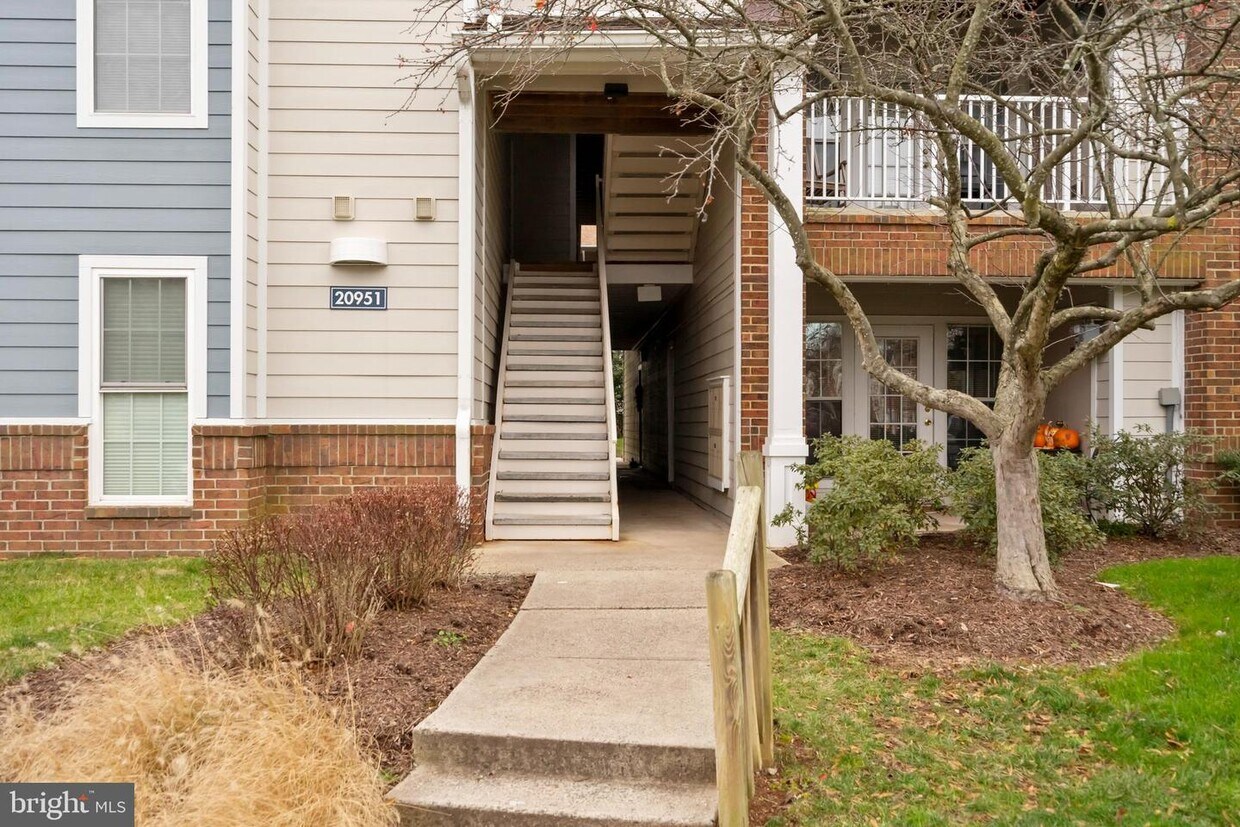 20951 Timber Ridge Terrace Unit 303, Ashburn, VA 20147 - Room for Rent ...