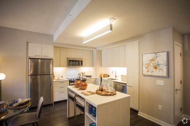 Signature at Reston Town Center Rentals - Reston, VA | Apartments.com