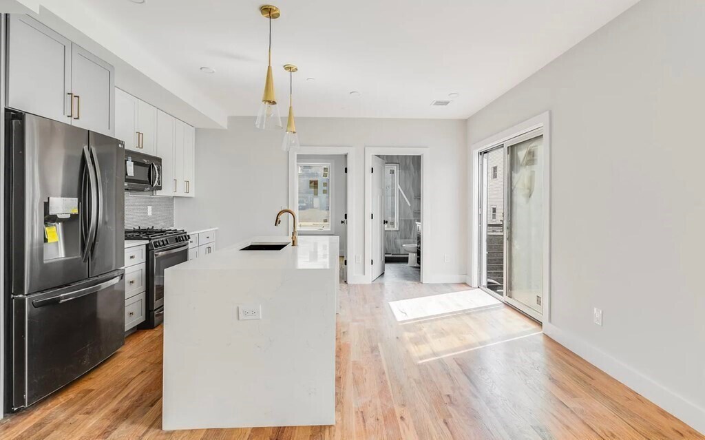 93 Condor St Unit 6, Boston, MA 02128 - 93 Condor St Boston, MA 02128 ...