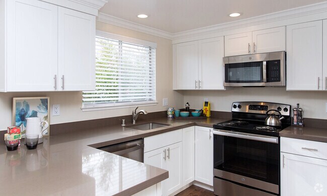 South Sundale Apartments for Rent - Fremont, CA - 13 Rentals ...