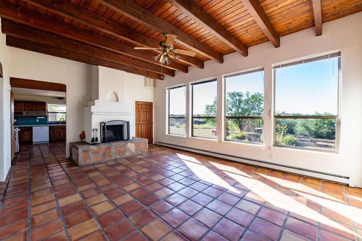 40 Calle Debra, Santa Fe, NM 87507 - House Rental in Santa Fe, NM ...