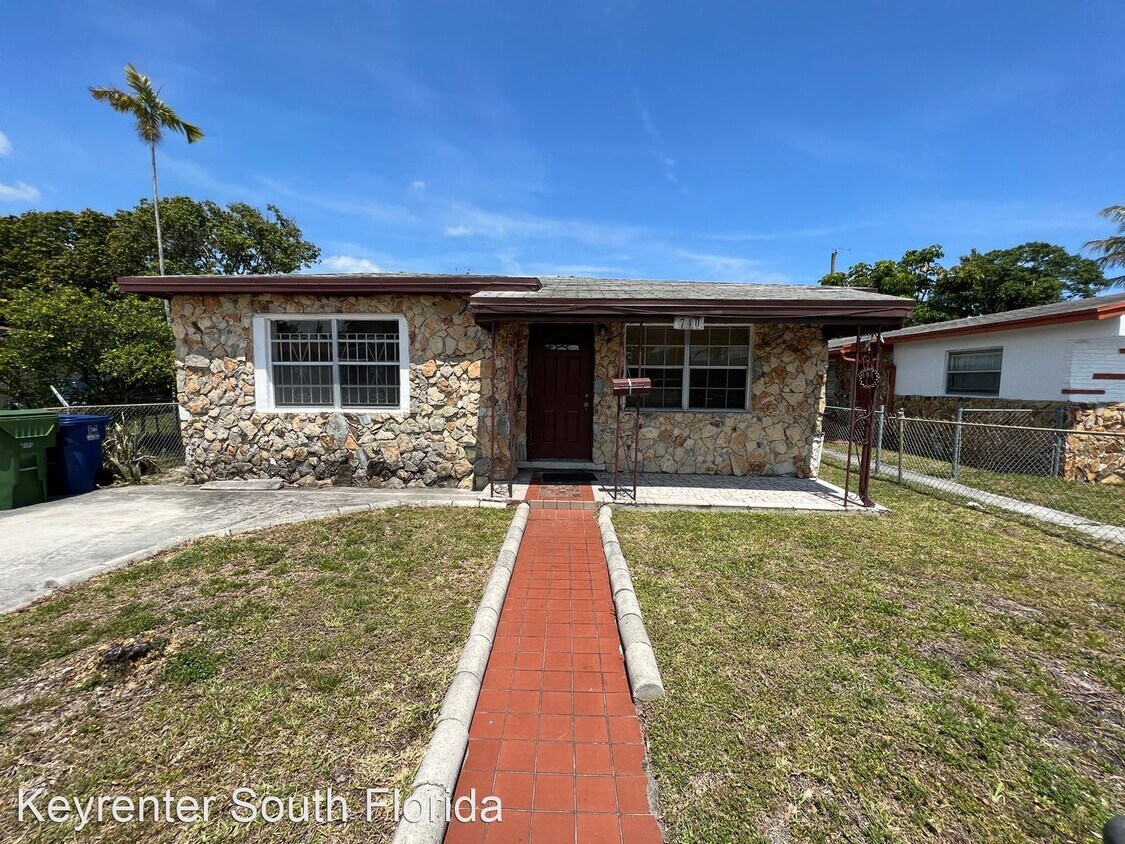 740 NW 4th St, Hallandale Beach, FL 33009 - House Rental in Hallandale ...