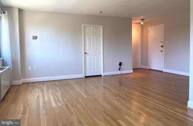 1300 S Arlington Ridge Rd Unit 515, Arlington, VA 22202 - Room for Rent ...