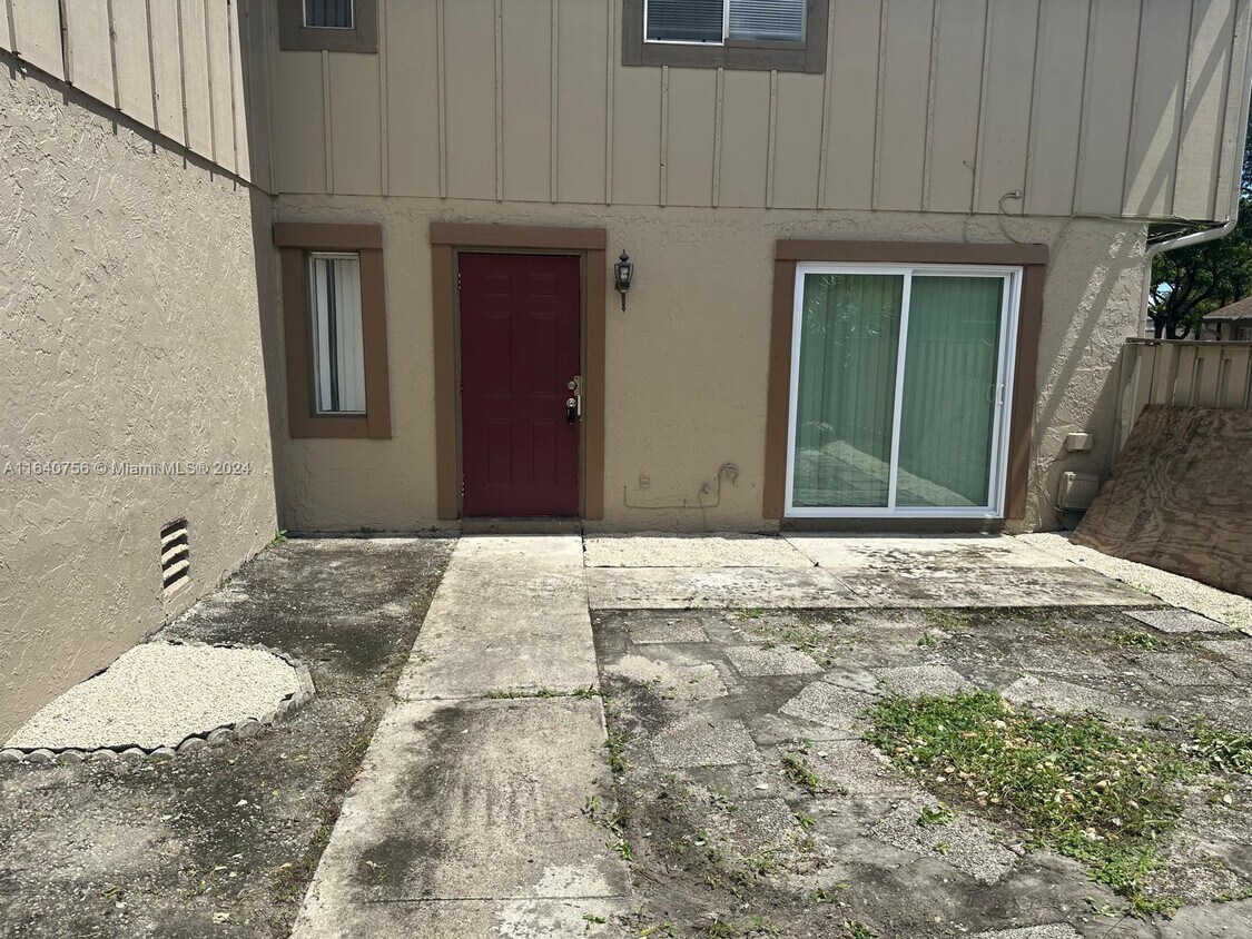 2113 NW 57th Ave Unit 16-B, Lauderhill, FL 33313 - Condo for Rent in ...