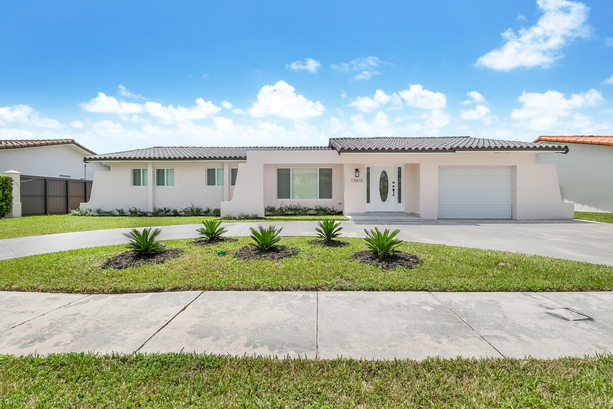 13410 SW 21st St, Miami, FL 33175 - House Rental in Miami, FL ...