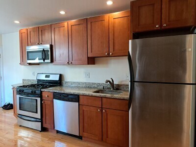 28 Clark St Unit 4, Boston, MA 02109 - 28 Clark St Boston, MA 02109 ...