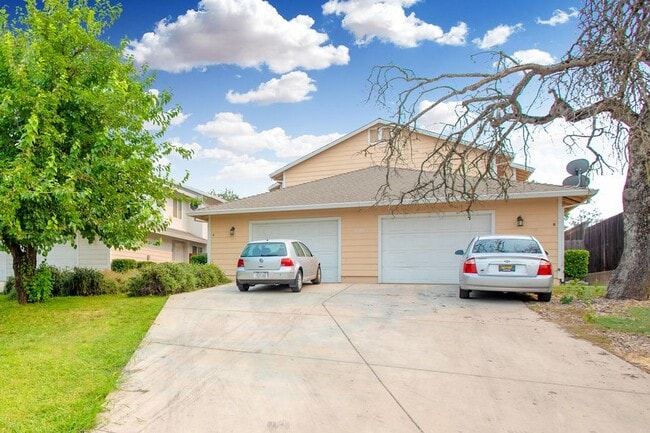 Hope Ranch Apartments for Rent with a Yard - Redding, CA - Updated ...