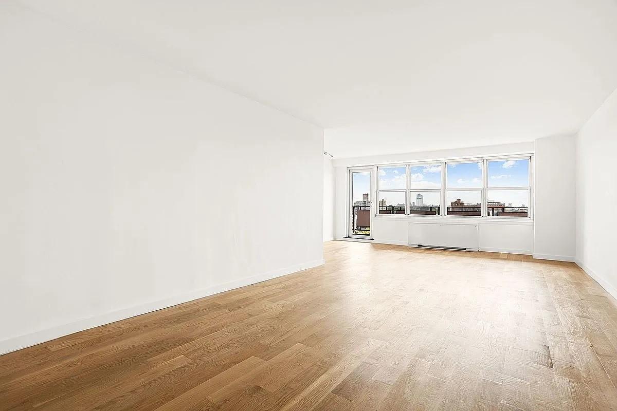 135 Ocean Pkwy, Brooklyn, NY 11218 - Room for Rent in Brooklyn, NY ...