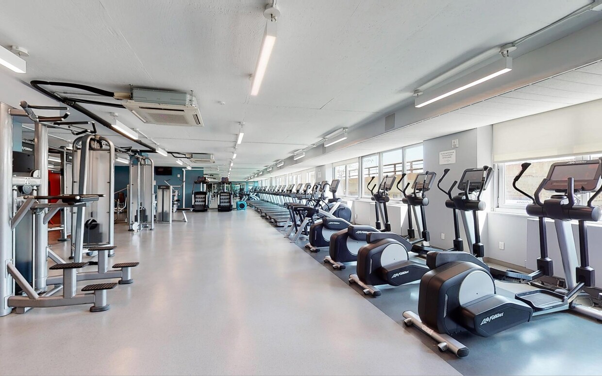View 34 - 401 E 34th St New York, NY 10016 | Apartments.com