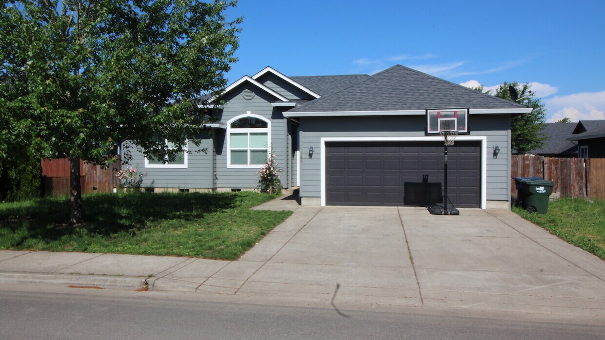 148 Scott Ln, Creswell, OR 97426 - House Rental in Creswell, OR ...