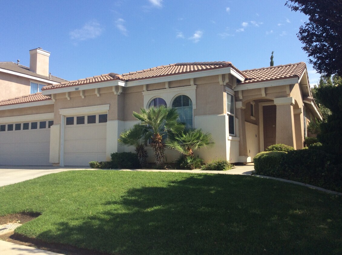 3801 Sungate Dr, Palmdale, CA 93551 - House Rental in Palmdale, CA | Apartments.com
