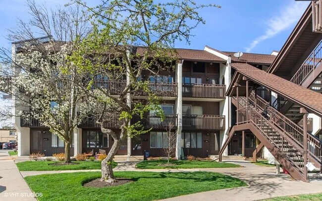 6660 Wood River Dr Unit 202B, Niles, IL 60714 - Condo for Rent in Niles ...