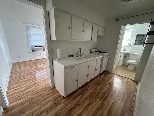 1615 Wentworth St Unit 07, Houston, TX 77004 - Room for Rent in Houston, TX | Apartments.com