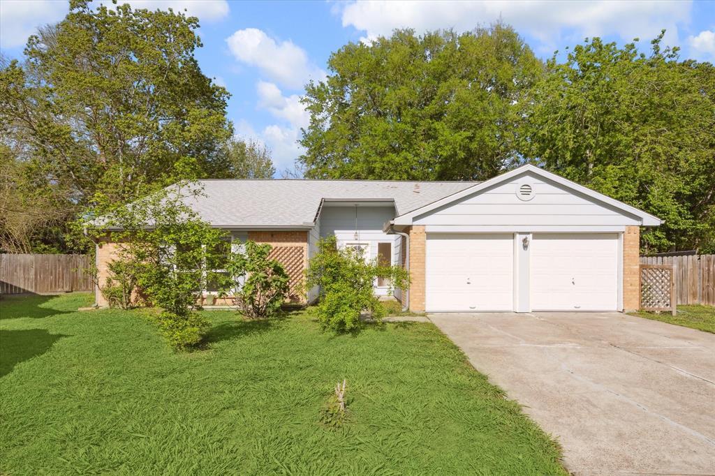 214 Glen Haven Ct, League City, TX 77573 - House Rental in League City ...