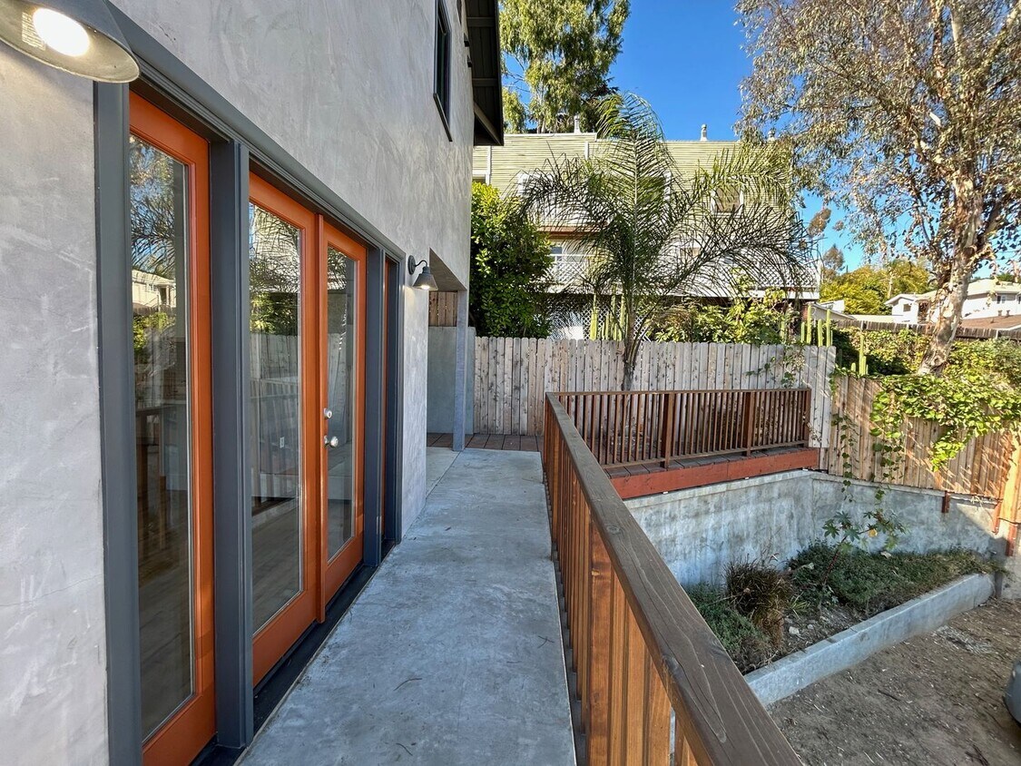 2225 Effie St Unit 2227 Effie, Los Angeles, CA 90026 - Room for Rent in ...