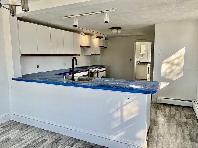 661 Canterbury St, Boston, MA 02131 - House Rental in Boston, MA ...