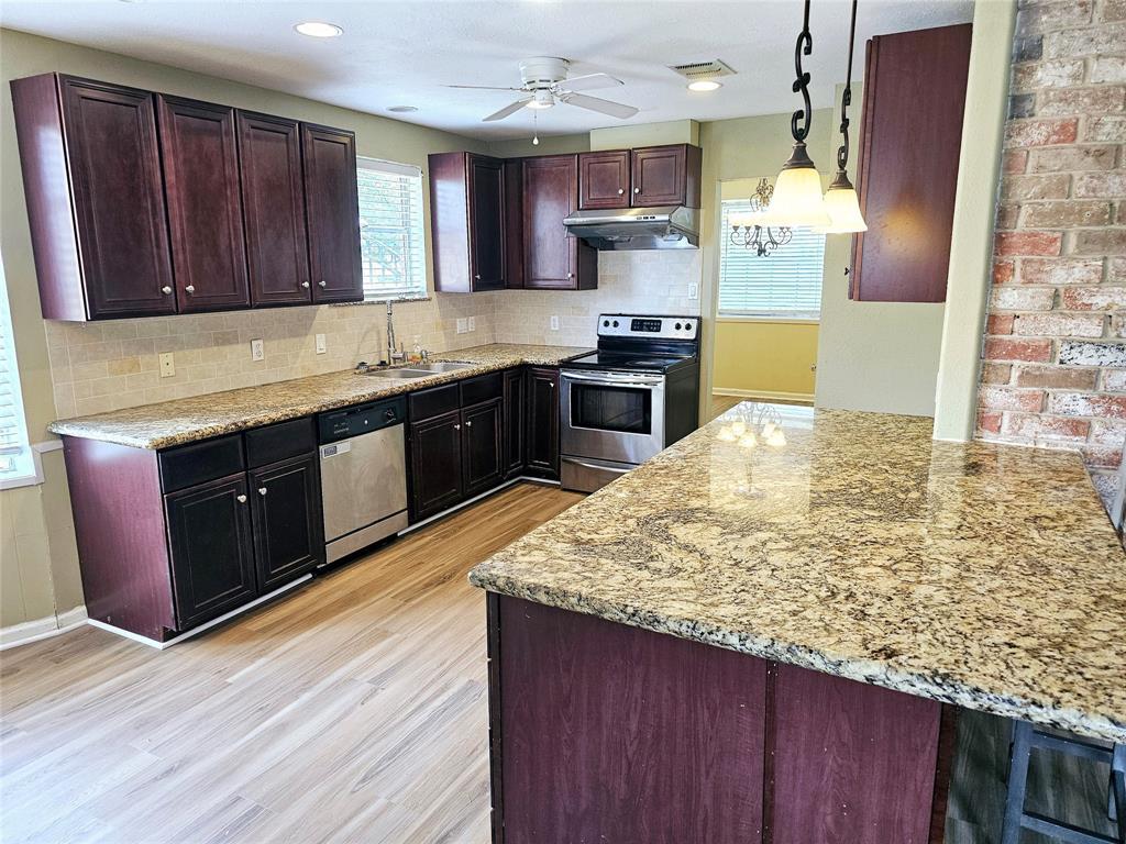 12319 Alston Dr, Stafford, TX 77477 - House Rental in Stafford, TX | Apartments.com