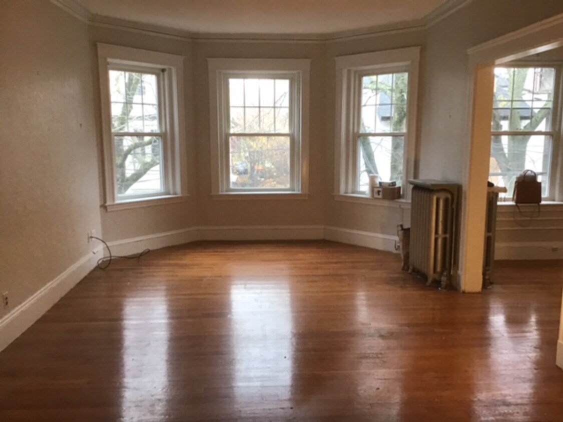 164 Thorndike St Unit 3, Brookline, MA 02446 - Condo for Rent in ...