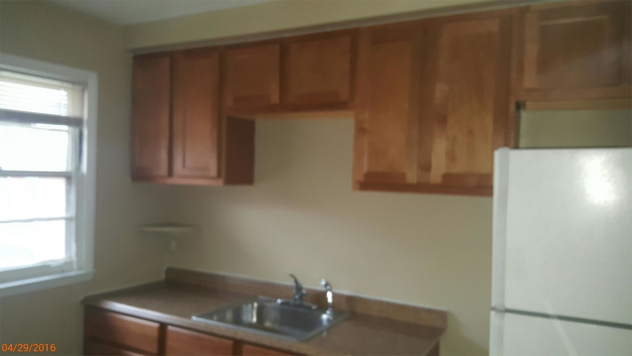 653 Whitmore Rd Unit 103, Detroit, MI 48203 - Room for Rent in Detroit ...