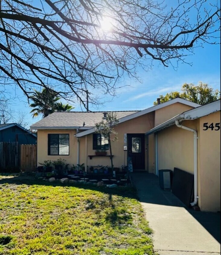 5451 Earnell St, Carmichael, CA 95608 - House Rental in Carmichael, CA ...