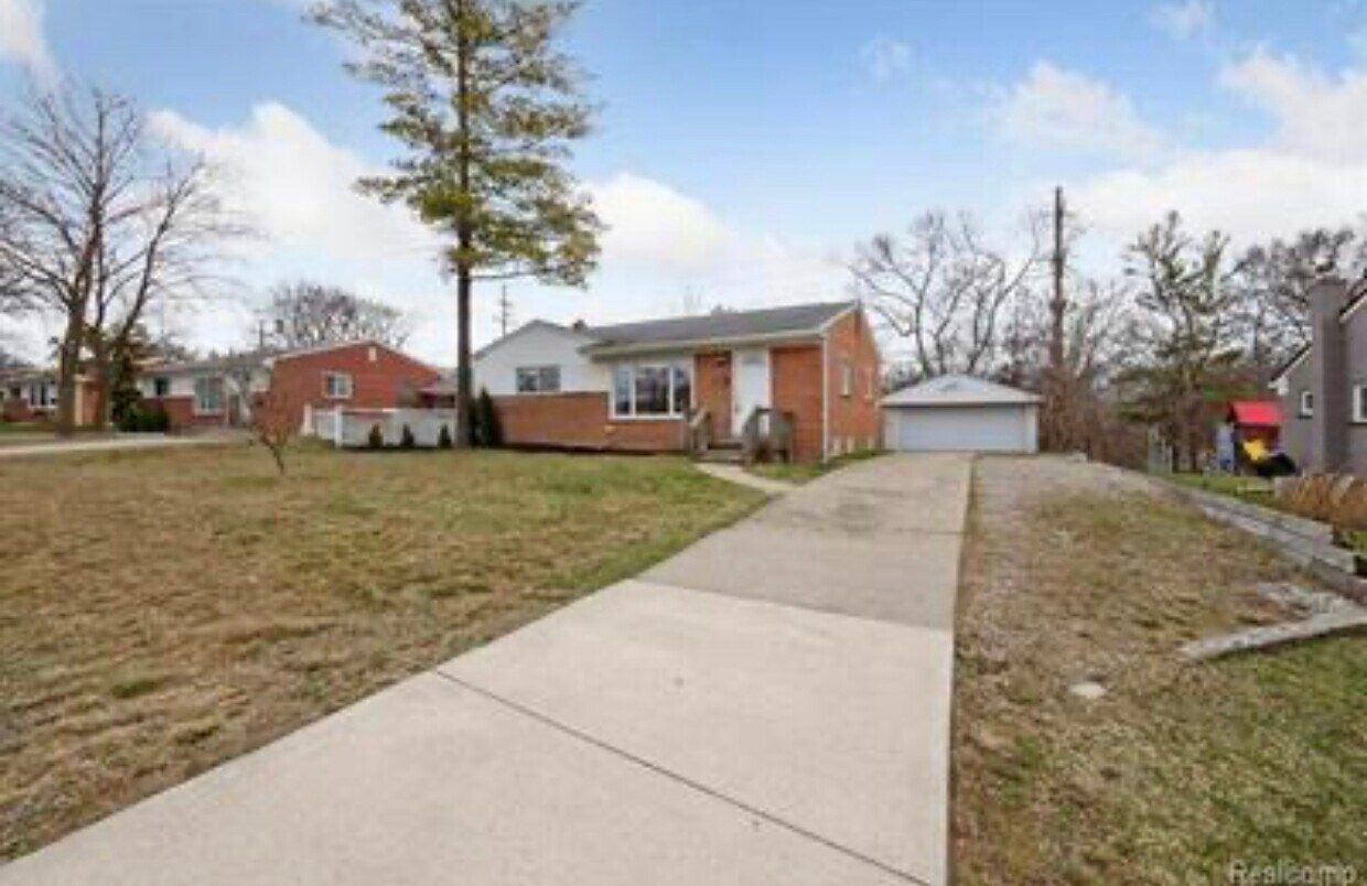 483 W Tienken Rd, Rochester Hills, MI 48306 - House Rental in Rochester ...