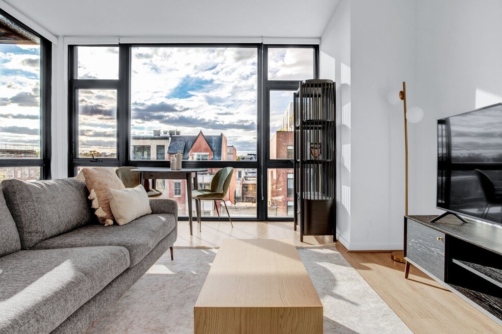 Downtown DC, Washington Studio Apartments for Rent under $2,000 ...