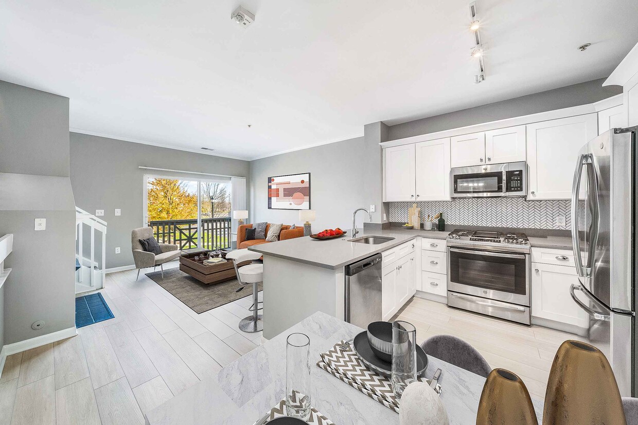 River Run at Naperville - 1015 Preserve Ave Naperville, IL 60564 ...