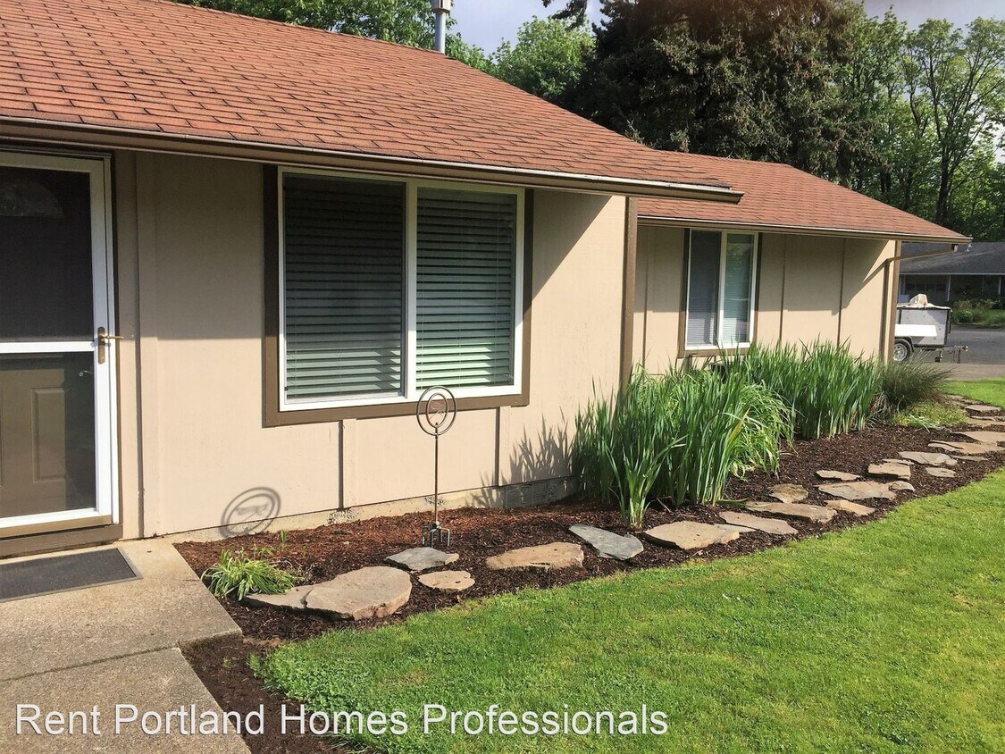 10109 SE Rex St, Portland, OR 97266 - House Rental in Portland, OR ...