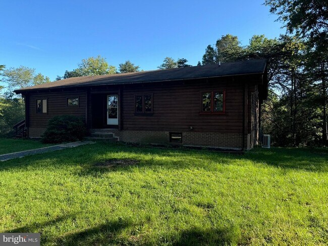 3328 Apple Harvest Dr, Hedgesville, WV 25427 | Apartments.com