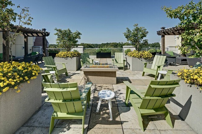 AMLI Evanston Apartments - 737 Chicago Ave Evanston, IL | Apartments.com