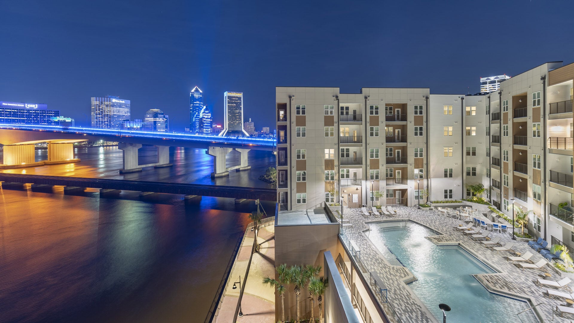 SOUTHERLY AT SOUTHBANK - 959 Prudential Dr Jacksonville, FL 32207 ...
