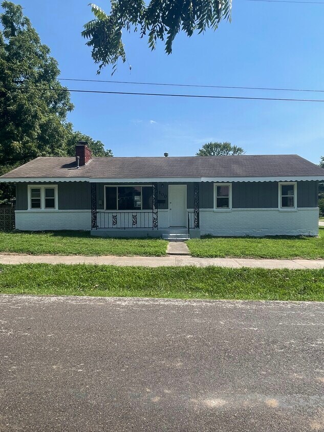 1100 E High St, Springfield, MO 65803 - House Rental in Springfield, MO ...