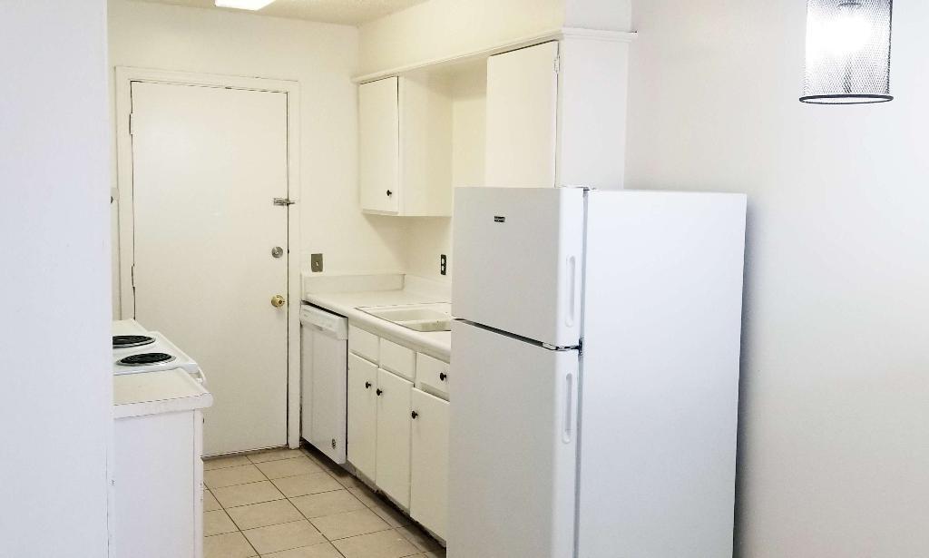 Amberwood Apartments - 5340 Nw 42nd St Warr Acres, OK 73122 ...
