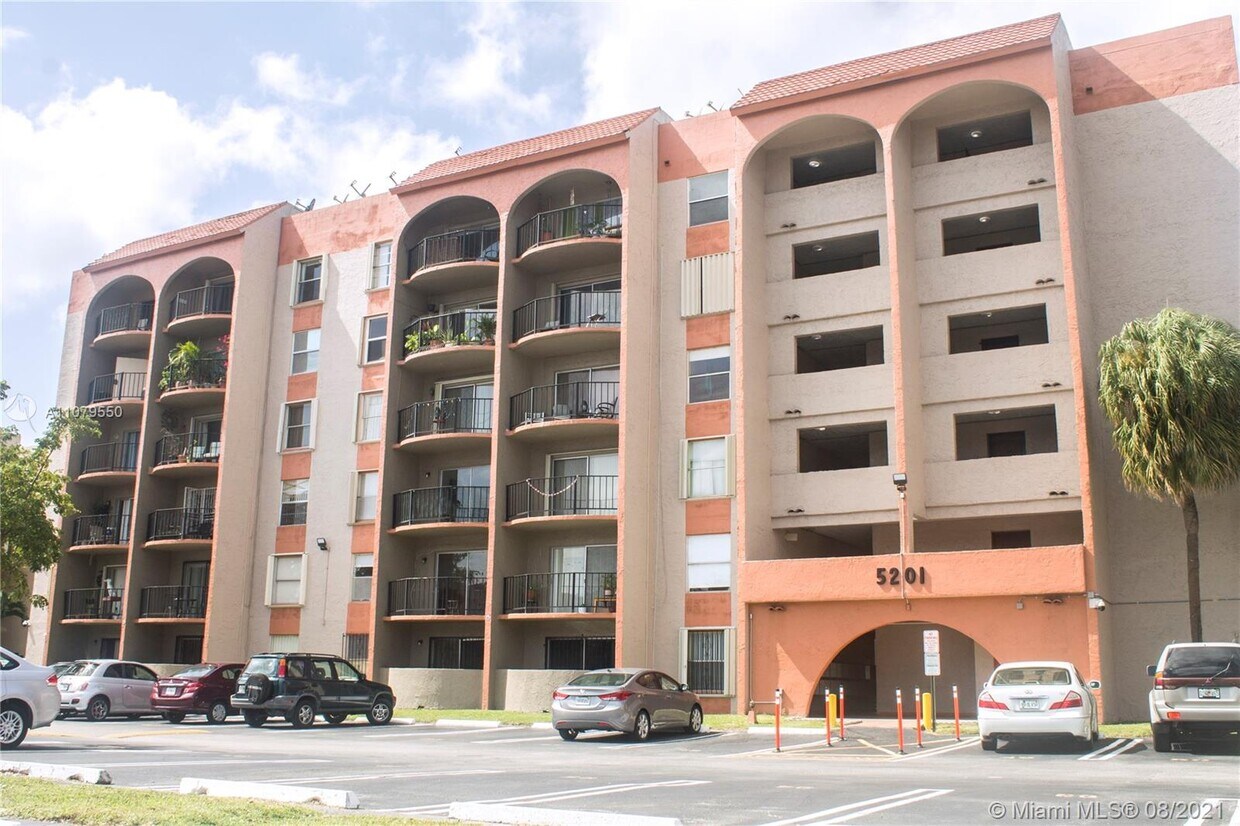 5201 NW 7th St Unit 104, Miami, FL 33126 - Condo for Rent in Miami, FL ...