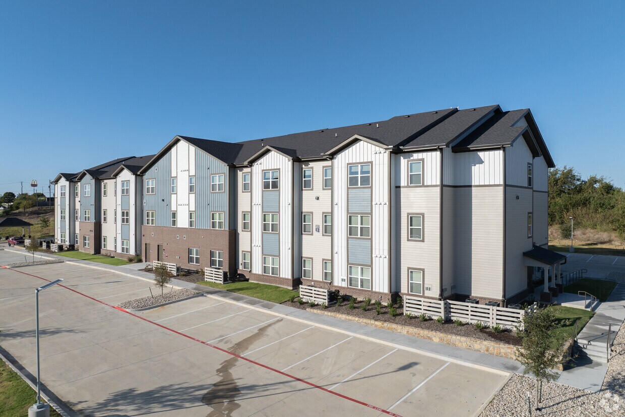 Reserve at Decatur - 217 N Chico Ave Decatur, TX 76234 | Apartments.com