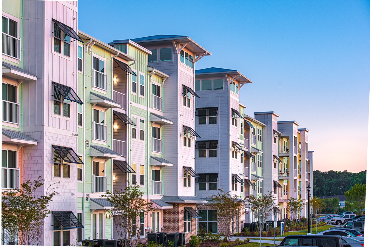 LUXE at Market Common - Apartments in Myrtle Beach, SC | Apartments.com