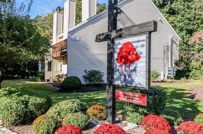 Poet's Landing Apartments for Rent with a Walk-In Closet - Danbury, CT ...