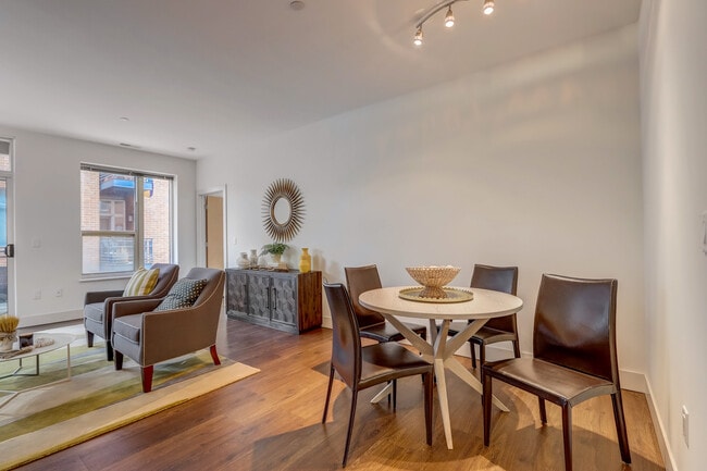 City Green Apartments - Apartments in Milwaukee, WI | Apartments.com