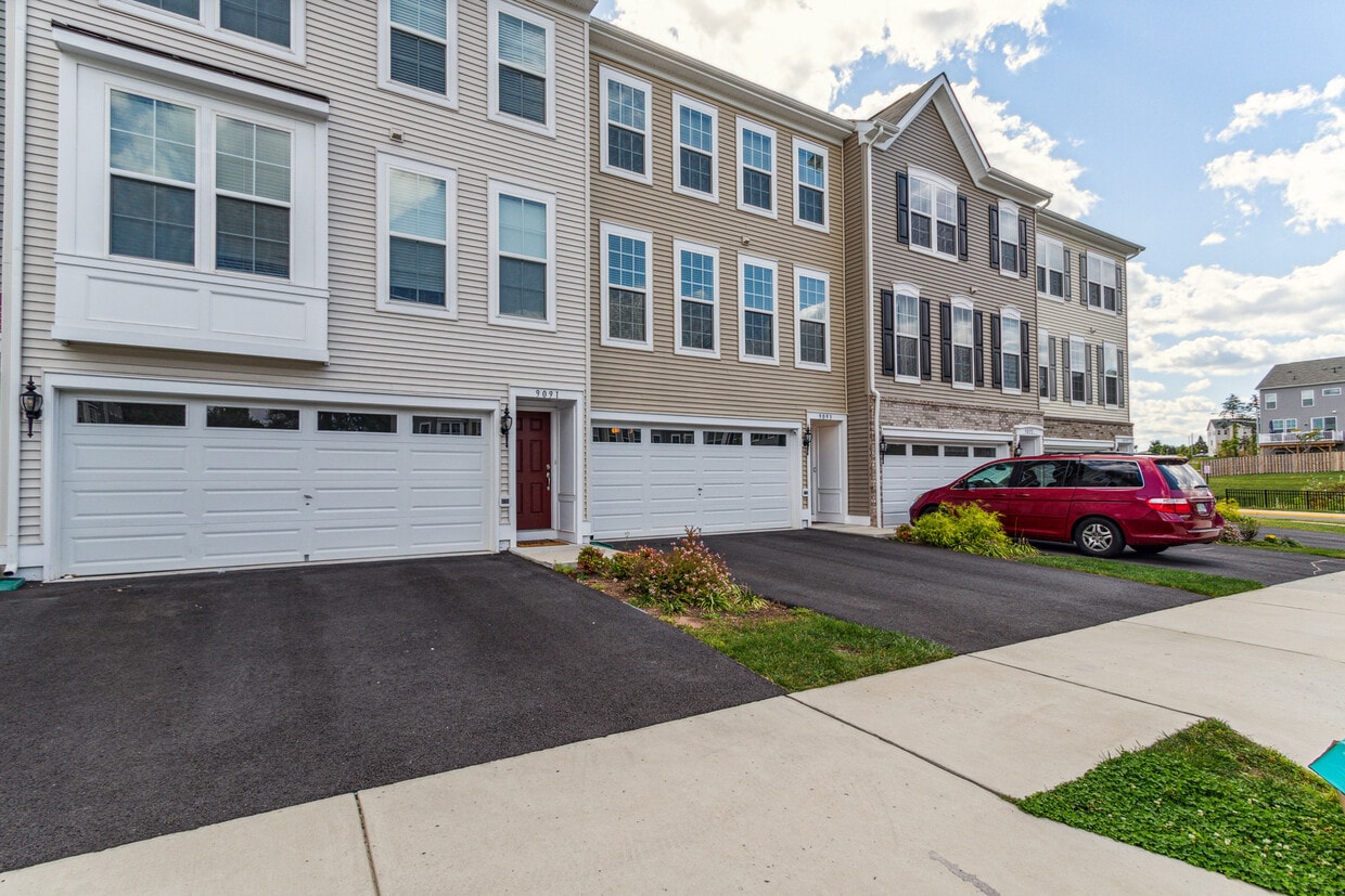 9093 Connor House Rd, Manassas, VA 20110 - Townhome Rentals in Manassas ...