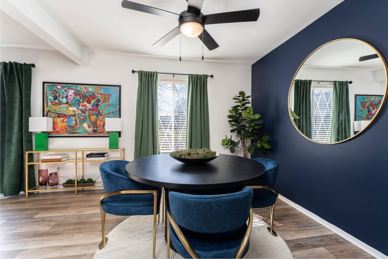 The Crossroads At Southfield Apartments - 20800 Knob Woods Dr ...