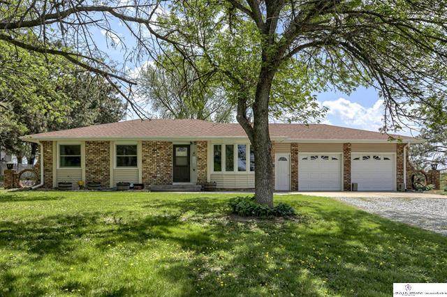 22701 Fairview Rd, Gretna, NE 68028 - House Rental in Gretna, NE ...