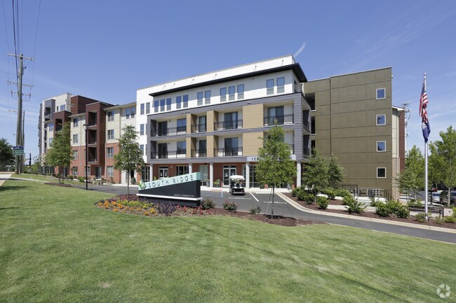 South Downtown Apartments for Rent with a Garage - Greenville, SC - 30 ...