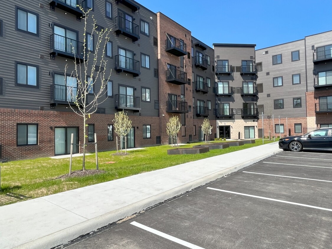 The Monroe Townhomes for Rent - Cleveland, OH | Apartments.com