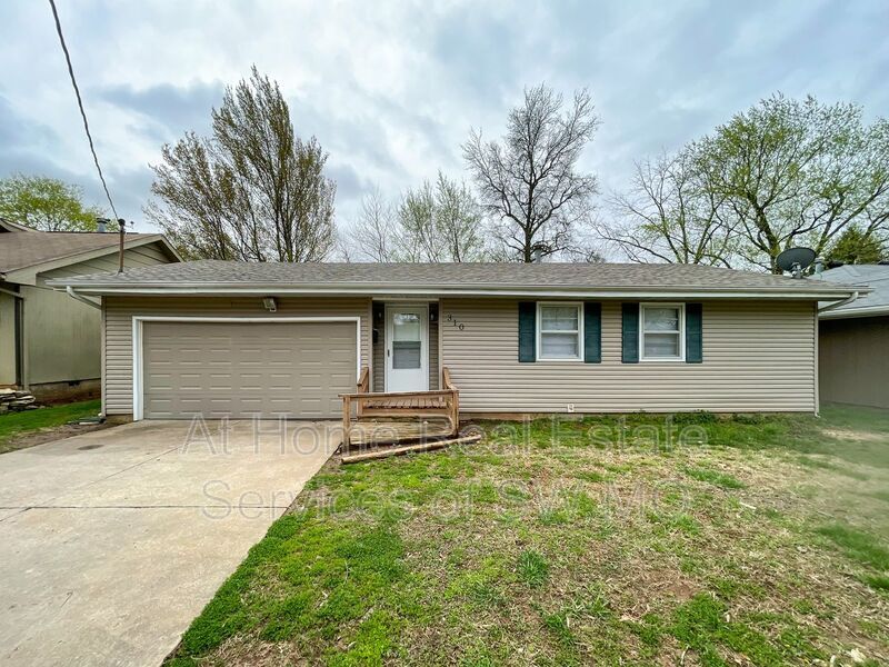 310 E Berkeley St, Springfield, MO 65807 - House Rental in Springfield ...