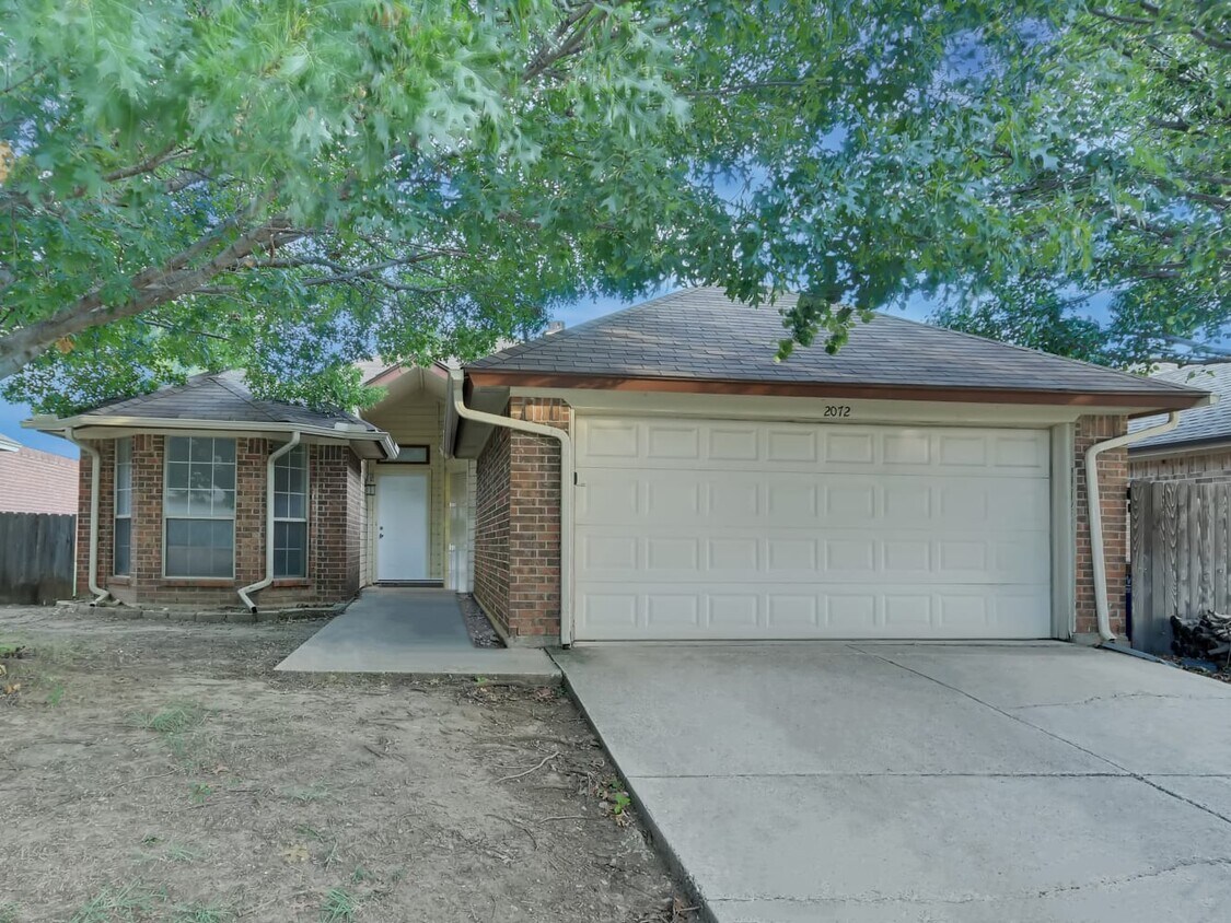 2072 Bronco Ln, Keller, TX 76248 | Apartments.com